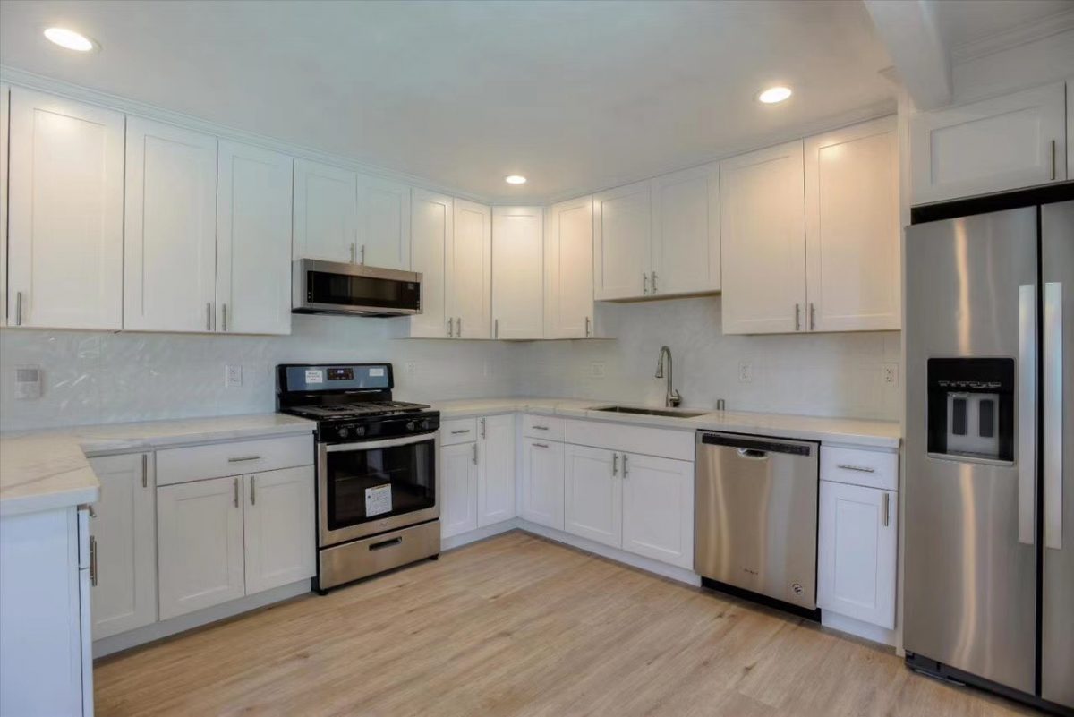 Duro Floor & Cabinet Inc. – Essential Supplier, You can Trust!